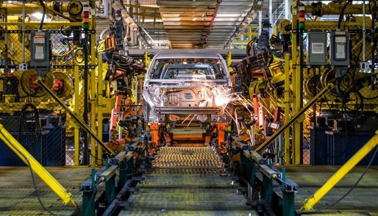 THIS JUST IN: General Motors announces plans to invest more than $150 ...